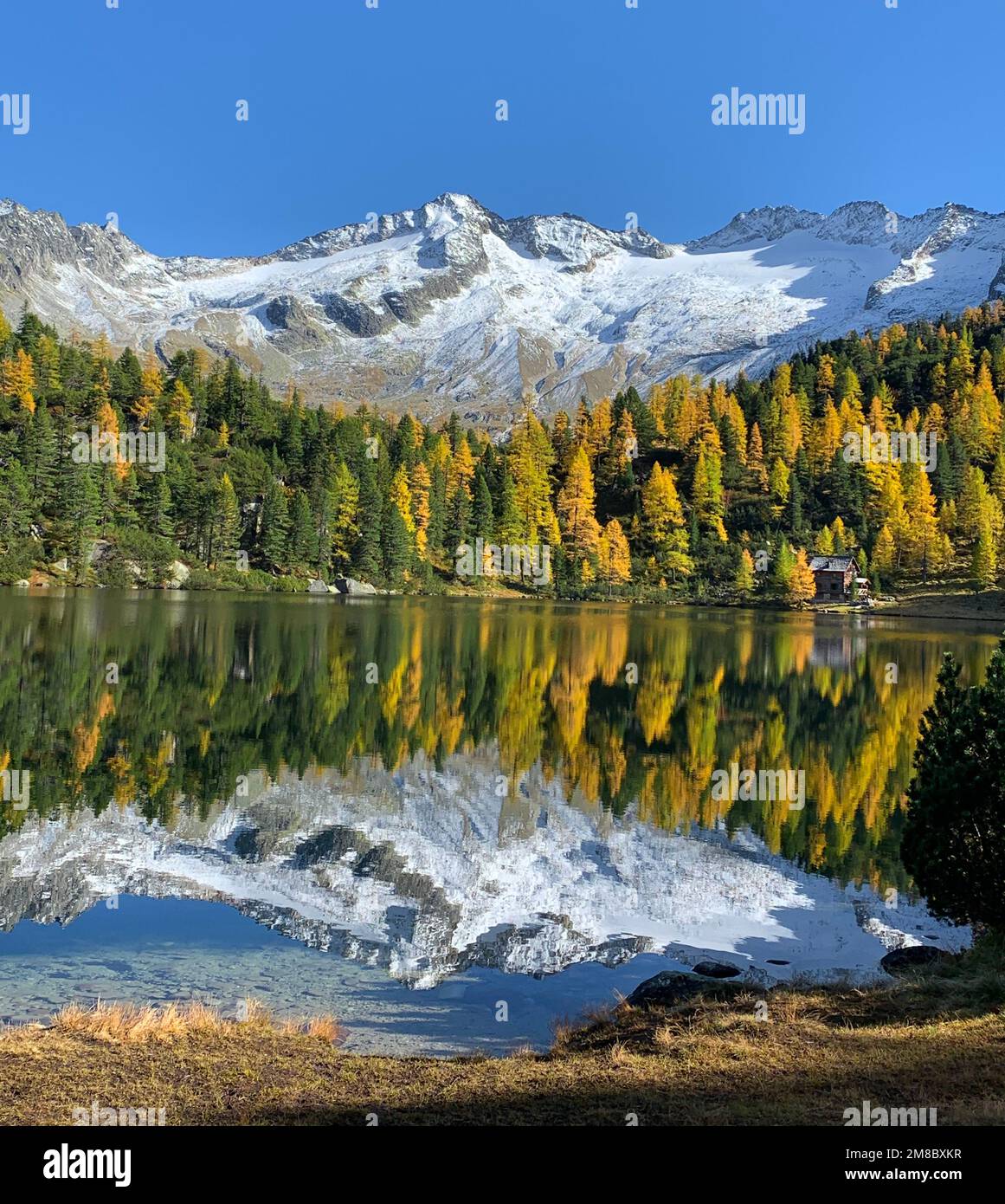 Postcard lake or rocks or mountains hi-res stock photography and images ...