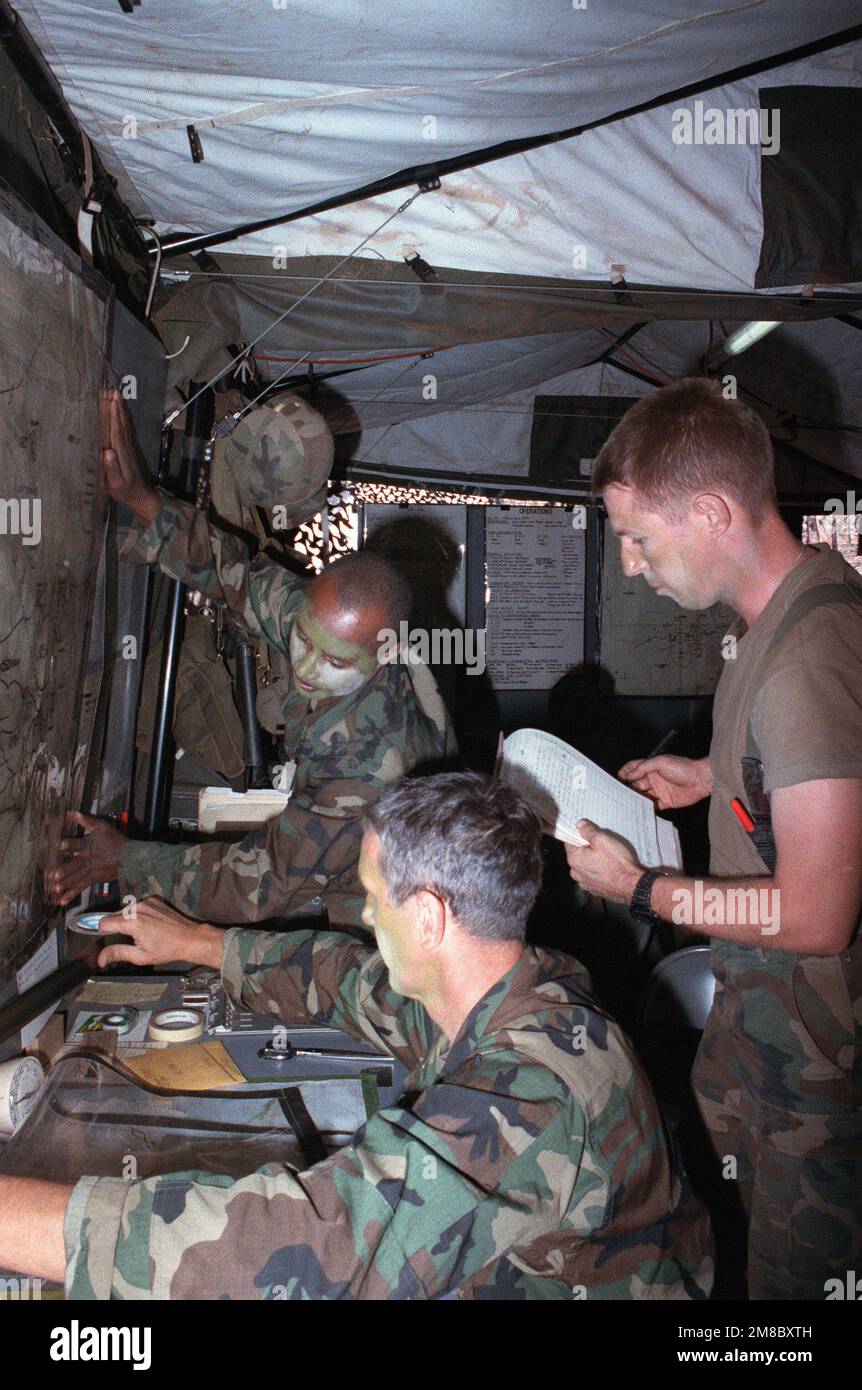 Members of the 4th Battalion, 87th Infantry, 25th Infantry Division ...