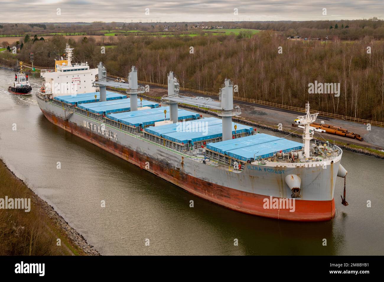 Bulkcarrier ULTRA FOREST passing the Kiel Canal Stock Photo - Alamy