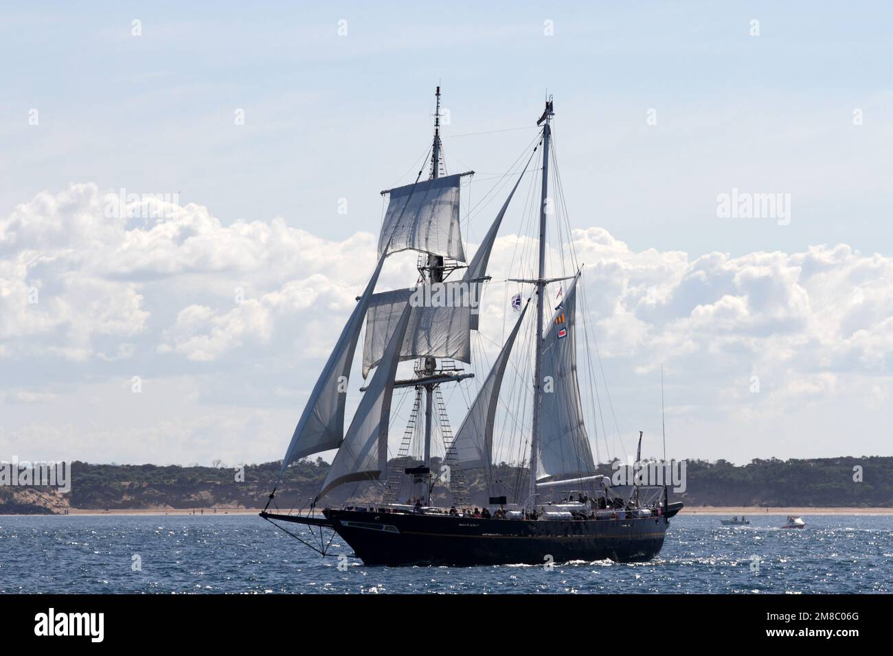 Young endeavour tall ship hi-res stock photography and images - Alamy