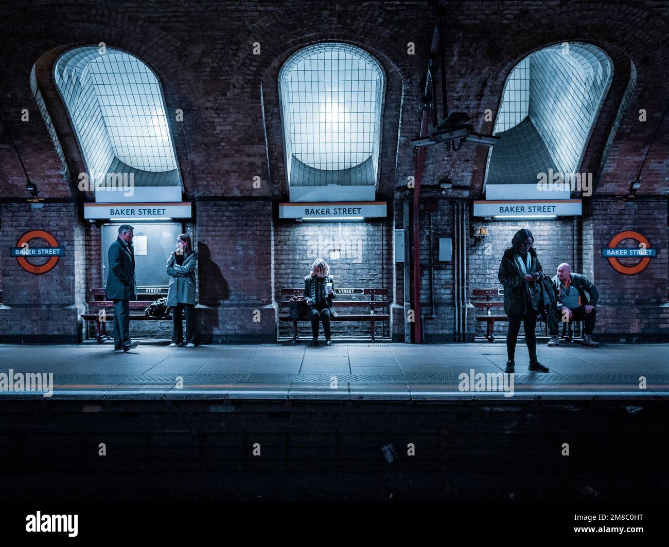 Baker street tube station signs hi-res stock photography and images - Alamy