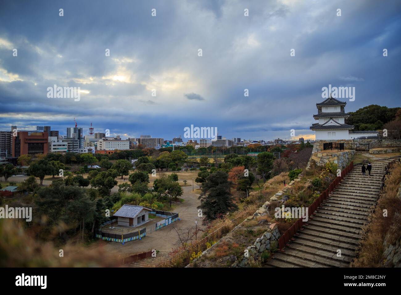 Japanese wooden castle hi-res stock photography and images - Alamy