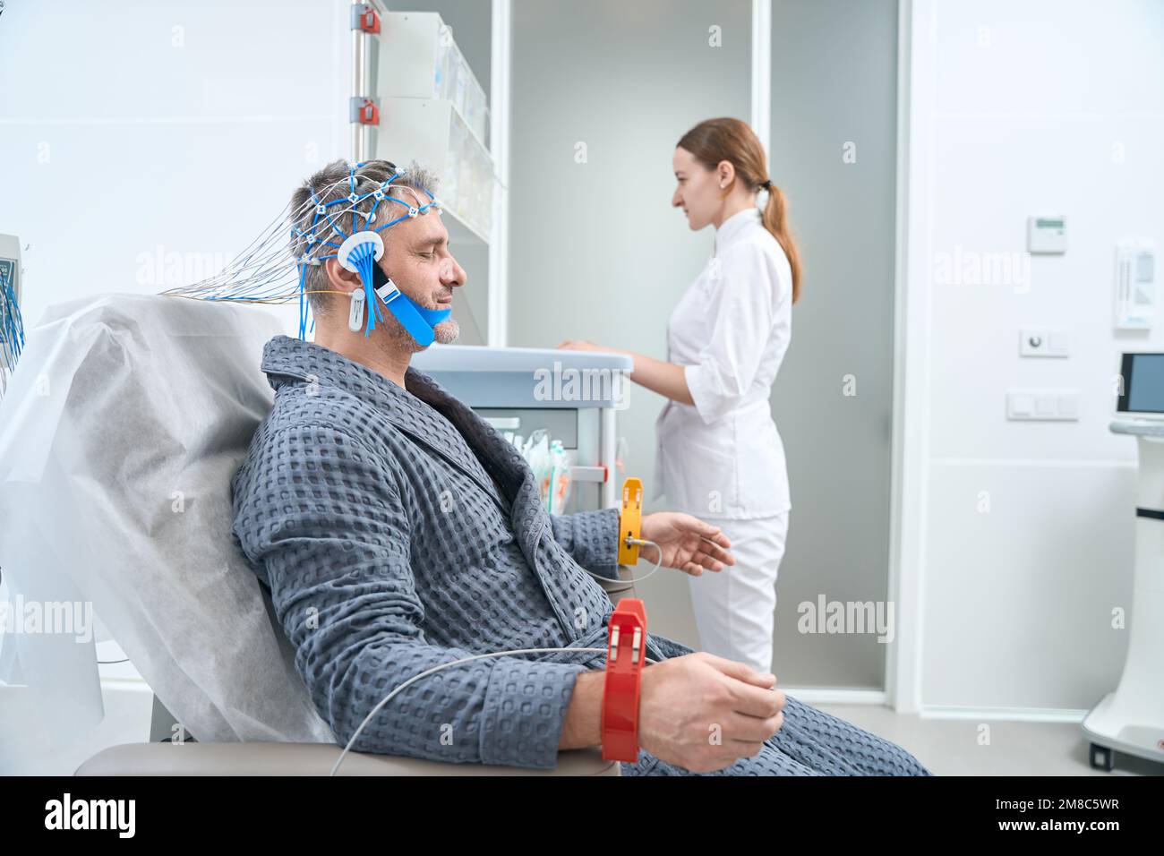 EEG procedure - electroencephalography in a medical center Stock Photo ...