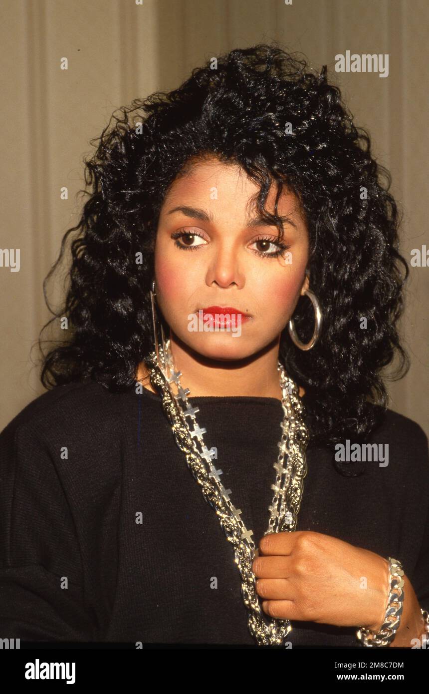 Janet Jackson 1986 Credit: Ralph Dominguez/MediaPunch Stock Photo - Alamy