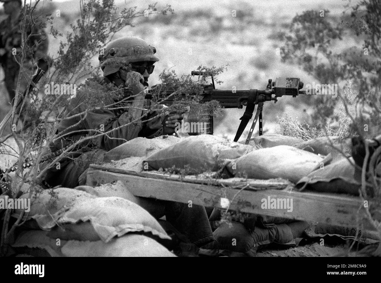 Radio saw hi-res stock photography and images - Alamy