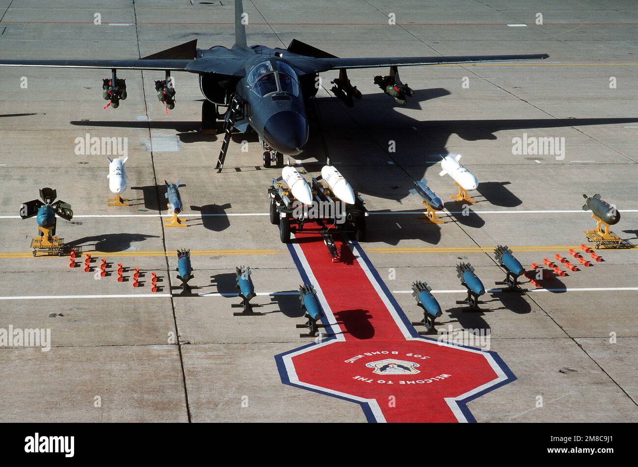 Bdu 50 500 pound practice bomb hi-res stock photography and images - Alamy