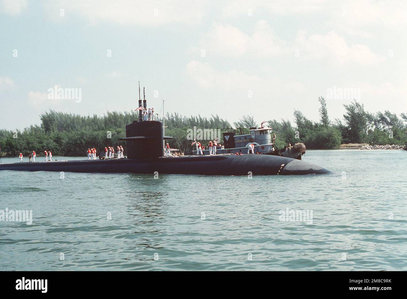 Uss albuquerque ssn 706 hi-res stock photography and images - Alamy