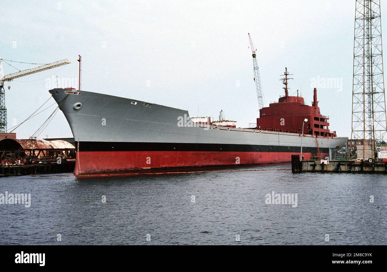 A port bow view of the Military Sealift Command -chartered American ...
