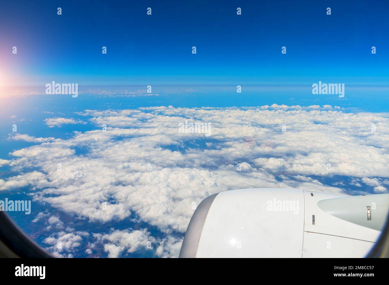 Voyager en avion Stock Photo - Alamy