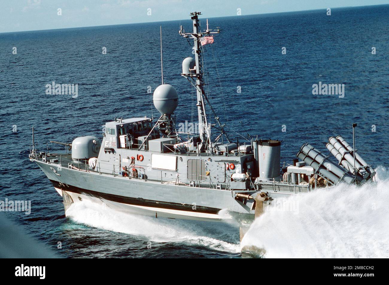 A port quarter view of the patrol combatant missile hydrofoil USS ...