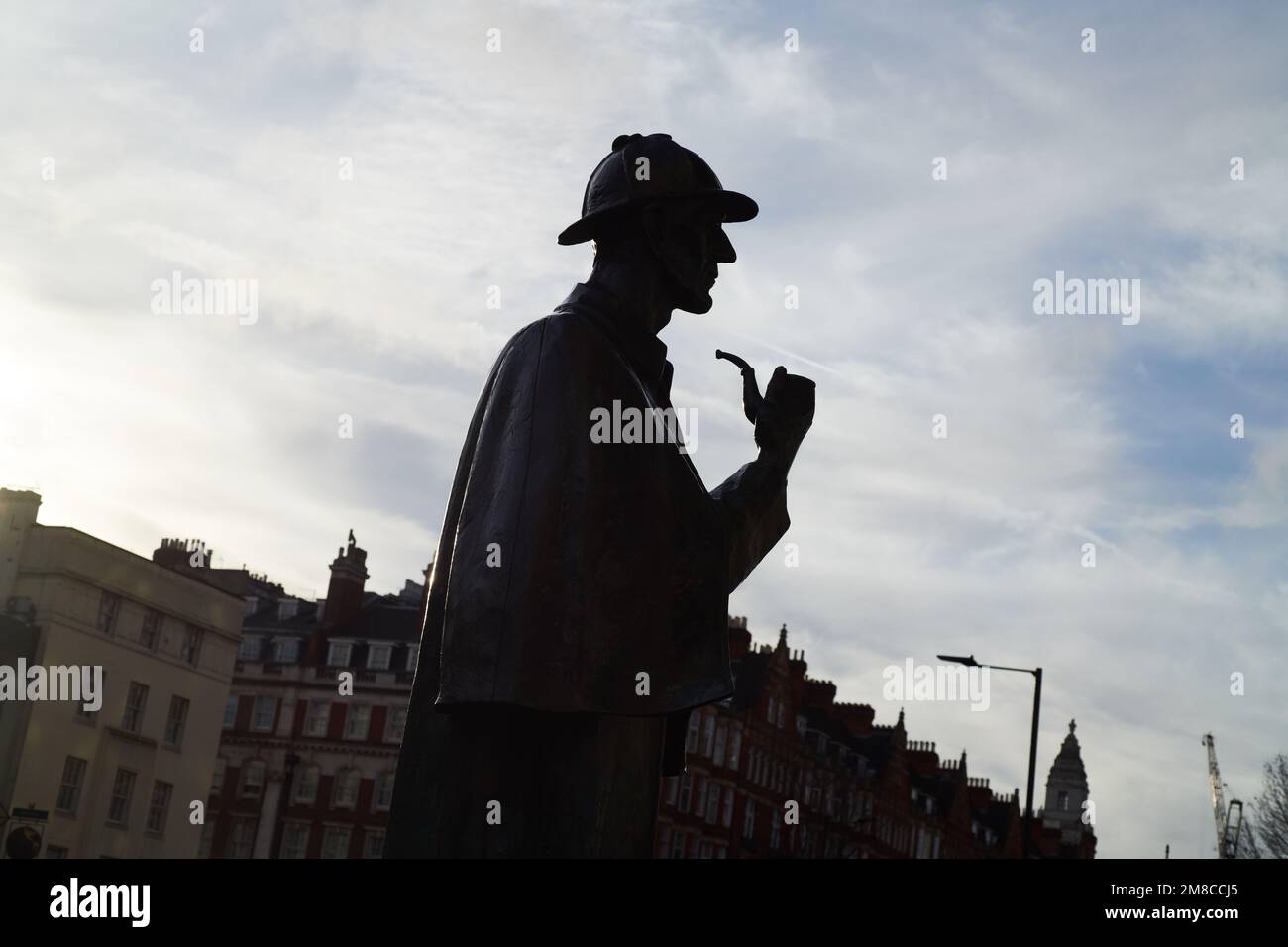 Statue of the legendary investigator Sherlock Holmes outside Baker ...