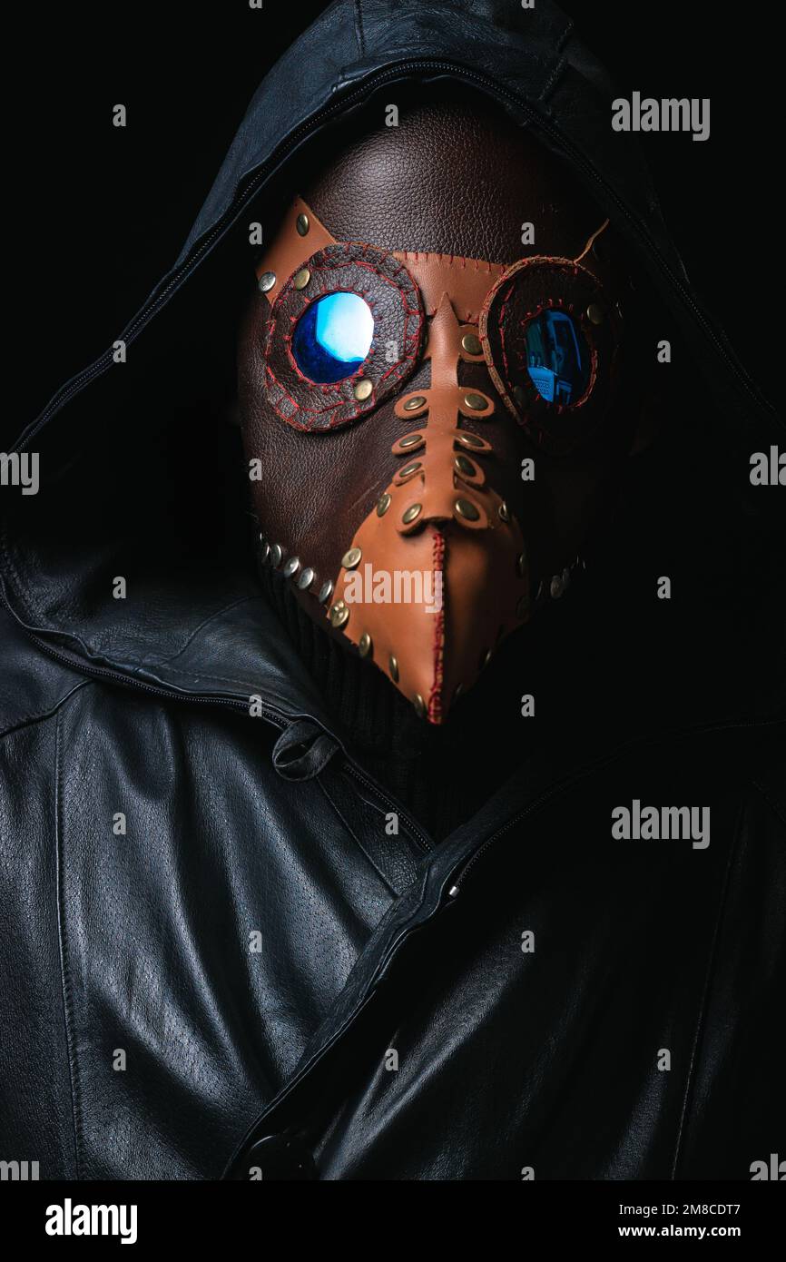 Plague doctor with crow-like mask isolated on black background Creepy ...