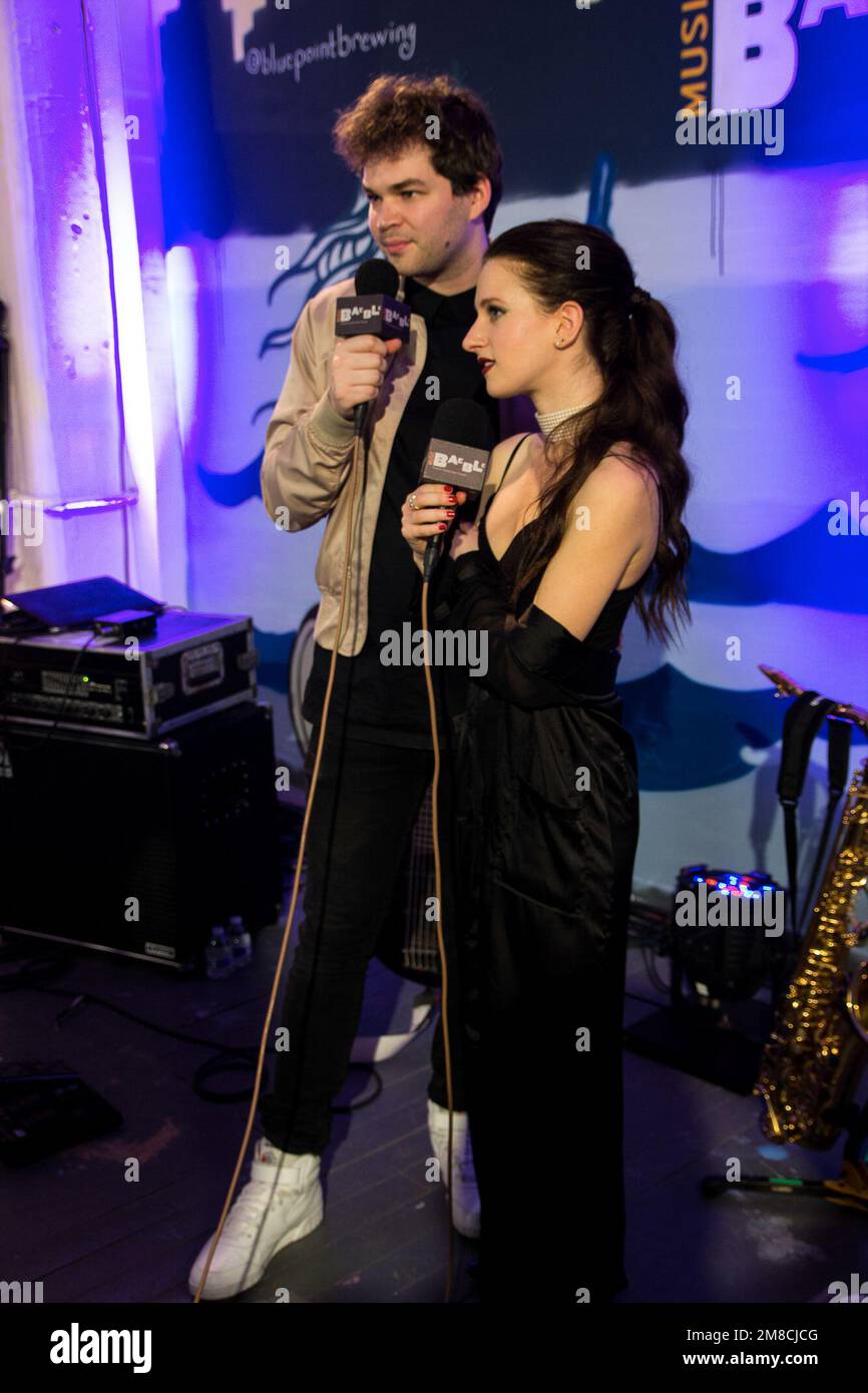 Marian Hill - Samantha Gongol and Jeremy Lloyd in session in Brooklyn ...