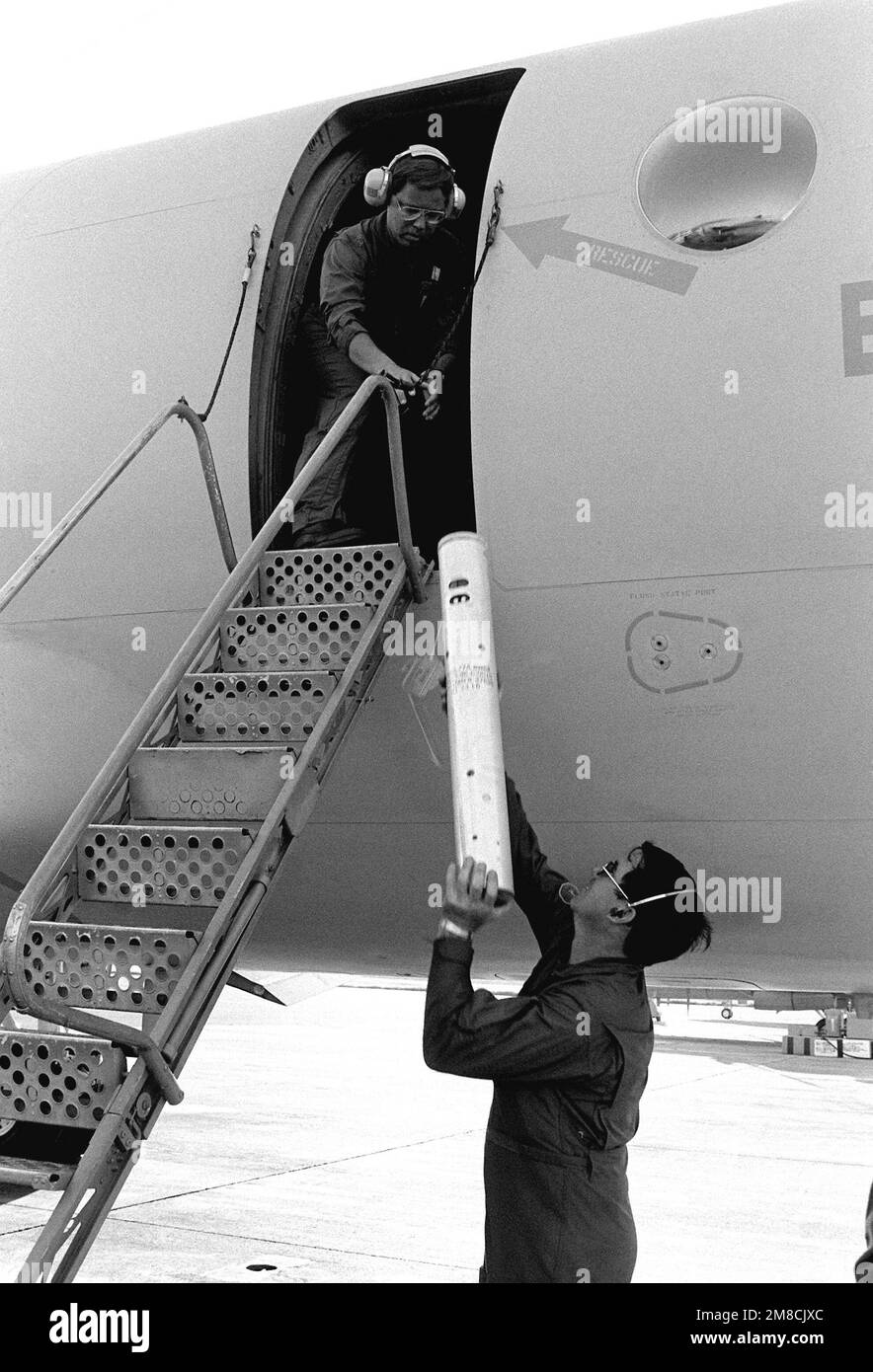 Sonobuoy Black and White Stock Photos & Images - Alamy
