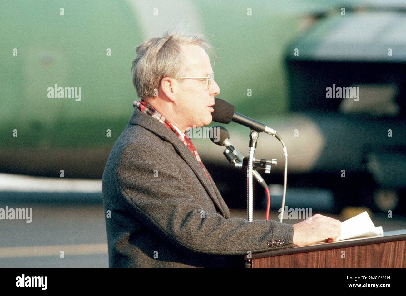 Secretary of the Navy H. Lawrence Garrett III speaks at a ceremony ...