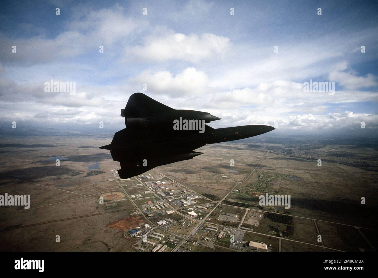 Air to air view right side view of a 9th Strategic Reconnaissance Wing ...