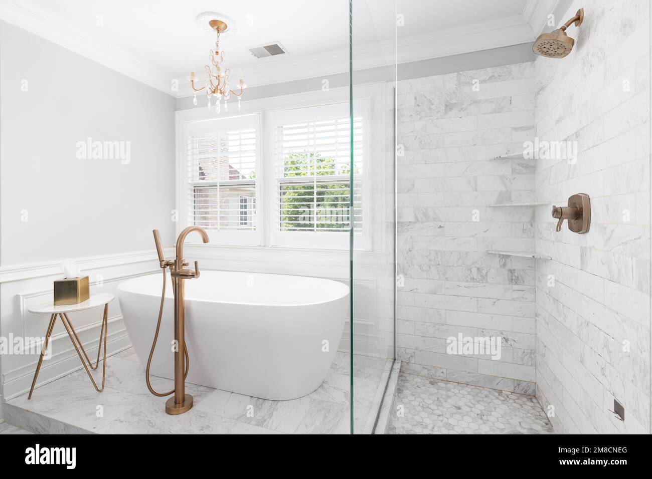 Tub hexagon hi-res stock photography and images - Alamy