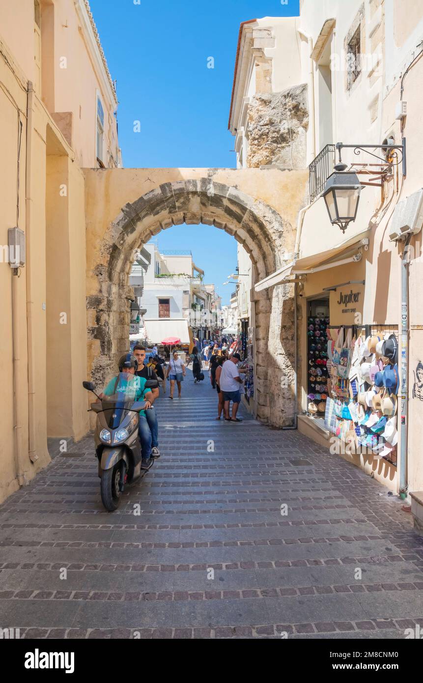 Gate crete greece hi-res stock photography and images - Alamy