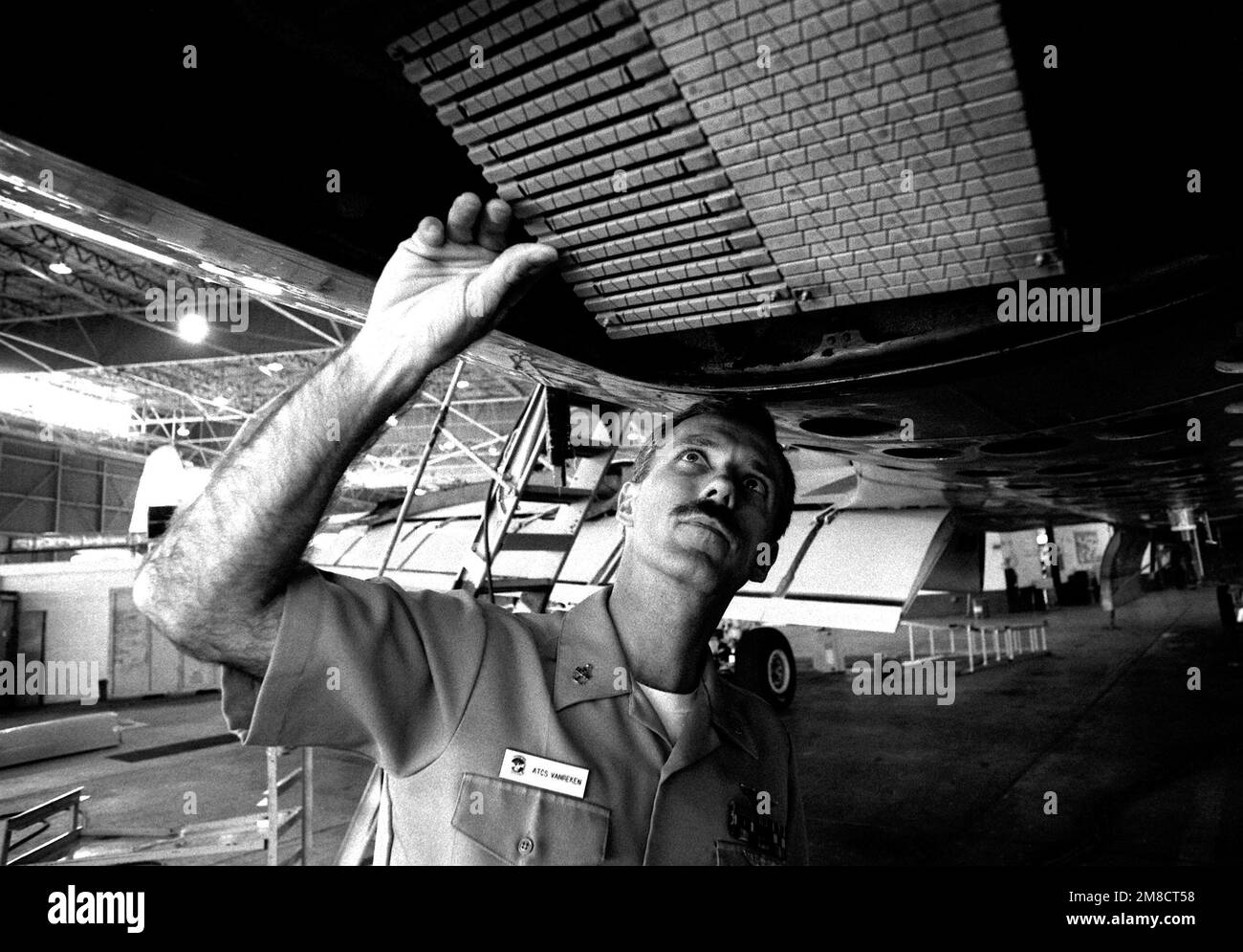 SENIOR CHIEF Aviation Electronics Technician Mark Van Reken of Patrol ...