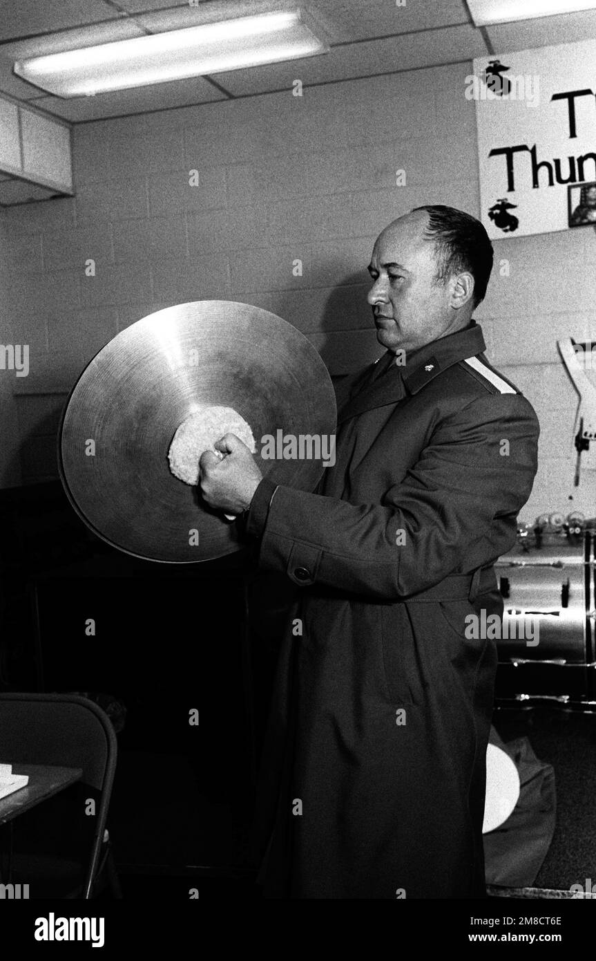 Cymbals band Black and White Stock Photos & Images - Alamy