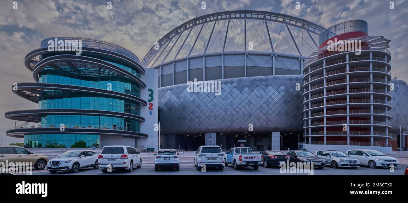 321 museum doha hi-res stock photography and images - Alamy