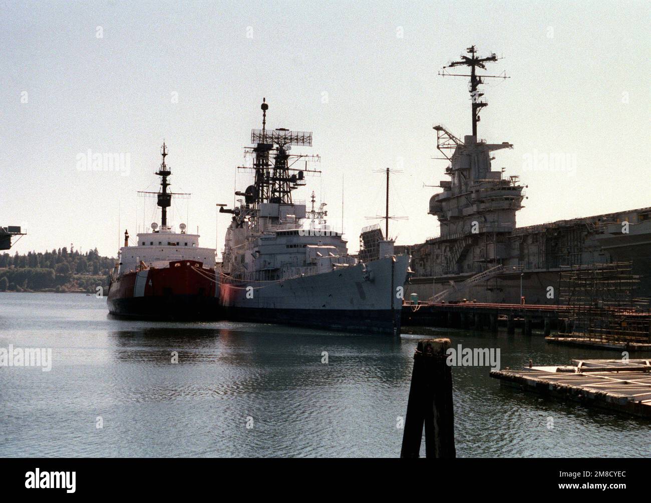Puget sound naval shipyard hi-res stock photography and images - Alamy