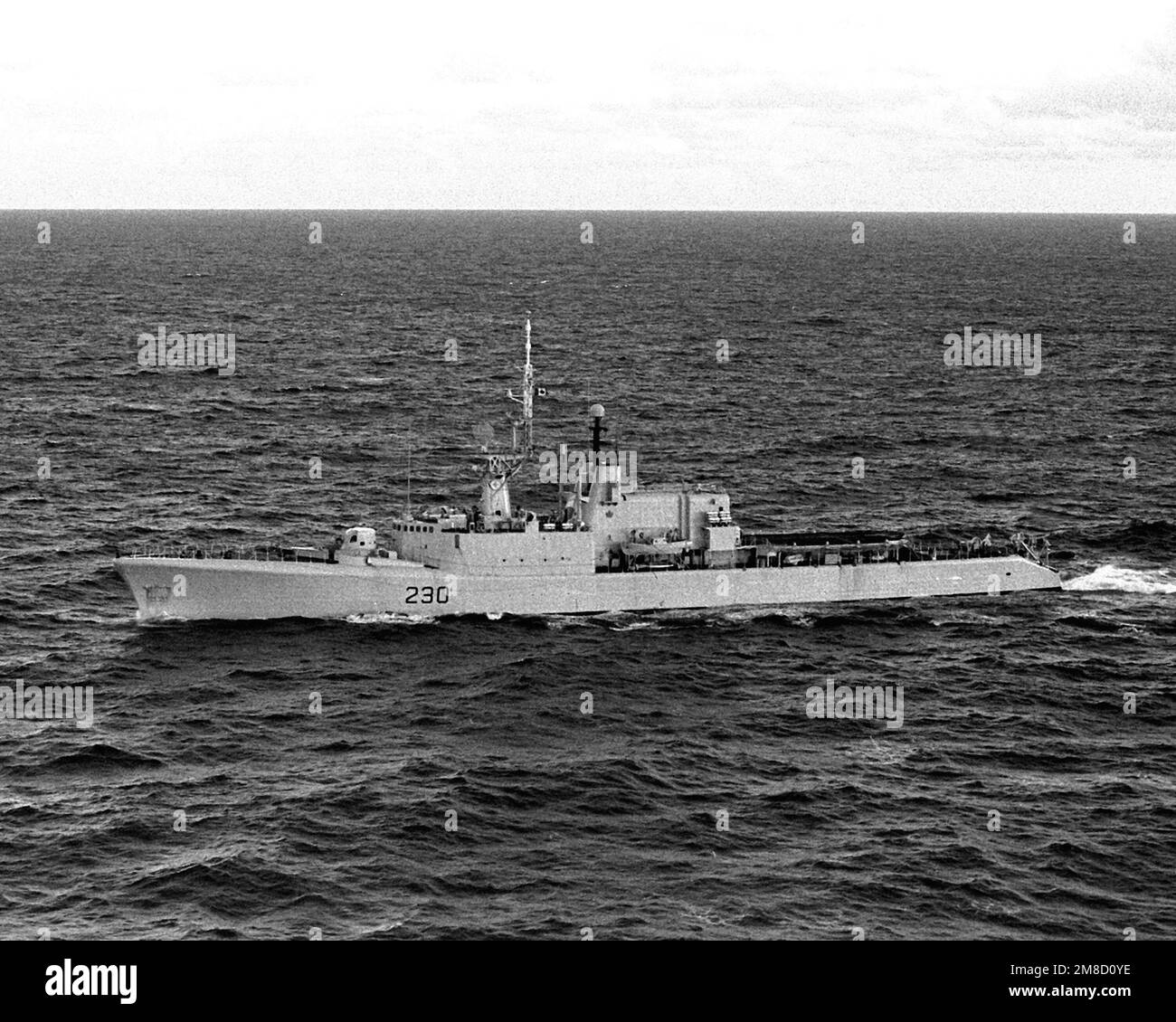 Hmcs margaree ddh 230 during hi-res stock photography and images - Alamy