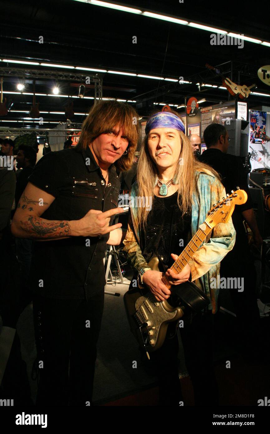 Ex-Scorpions guitarist Uli Jon Roth together with heavy metal-guitarist ...
