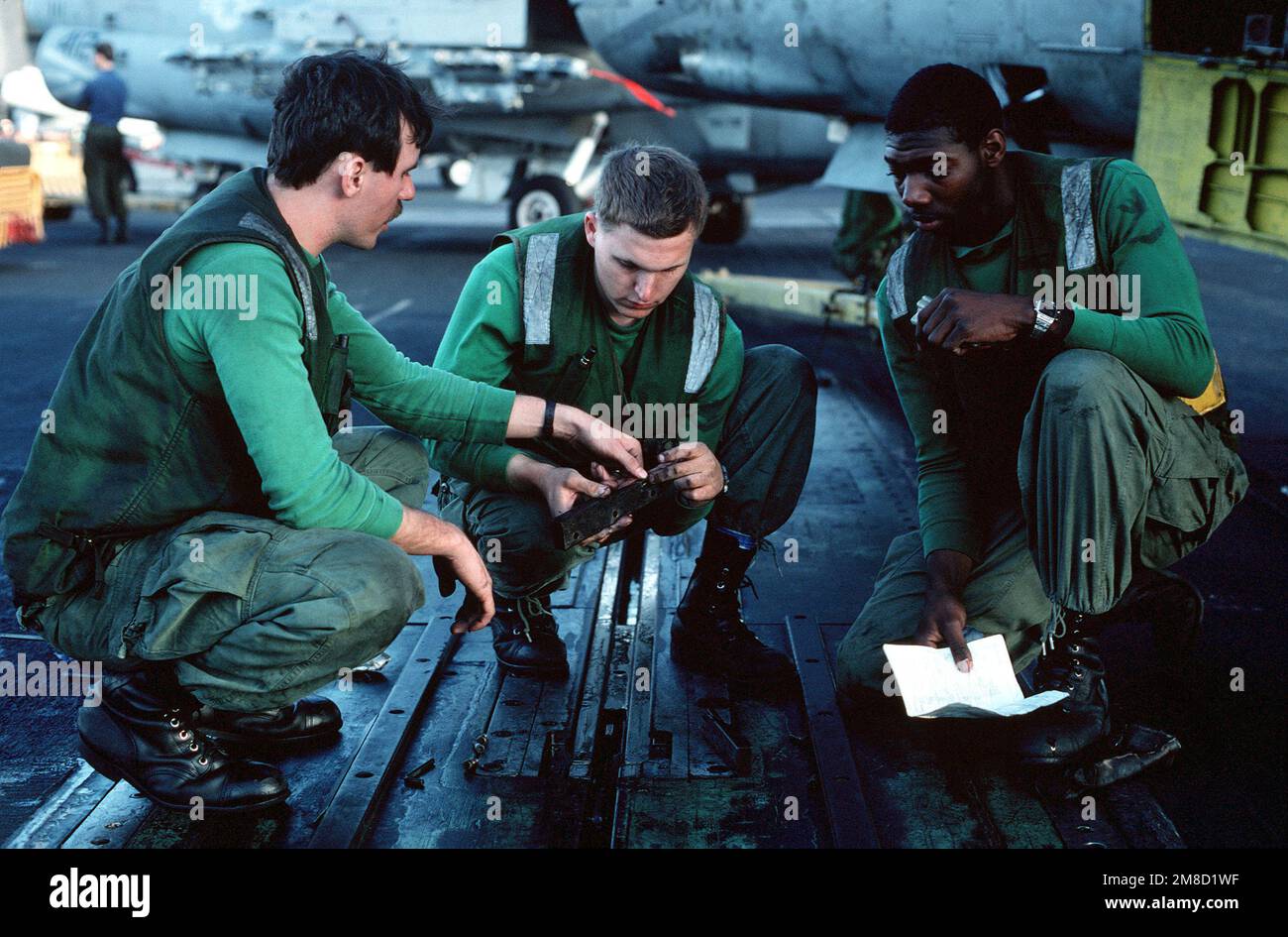 Aviation Boatswain's Mate Launching and Recovery Equipment 3rd Class ...