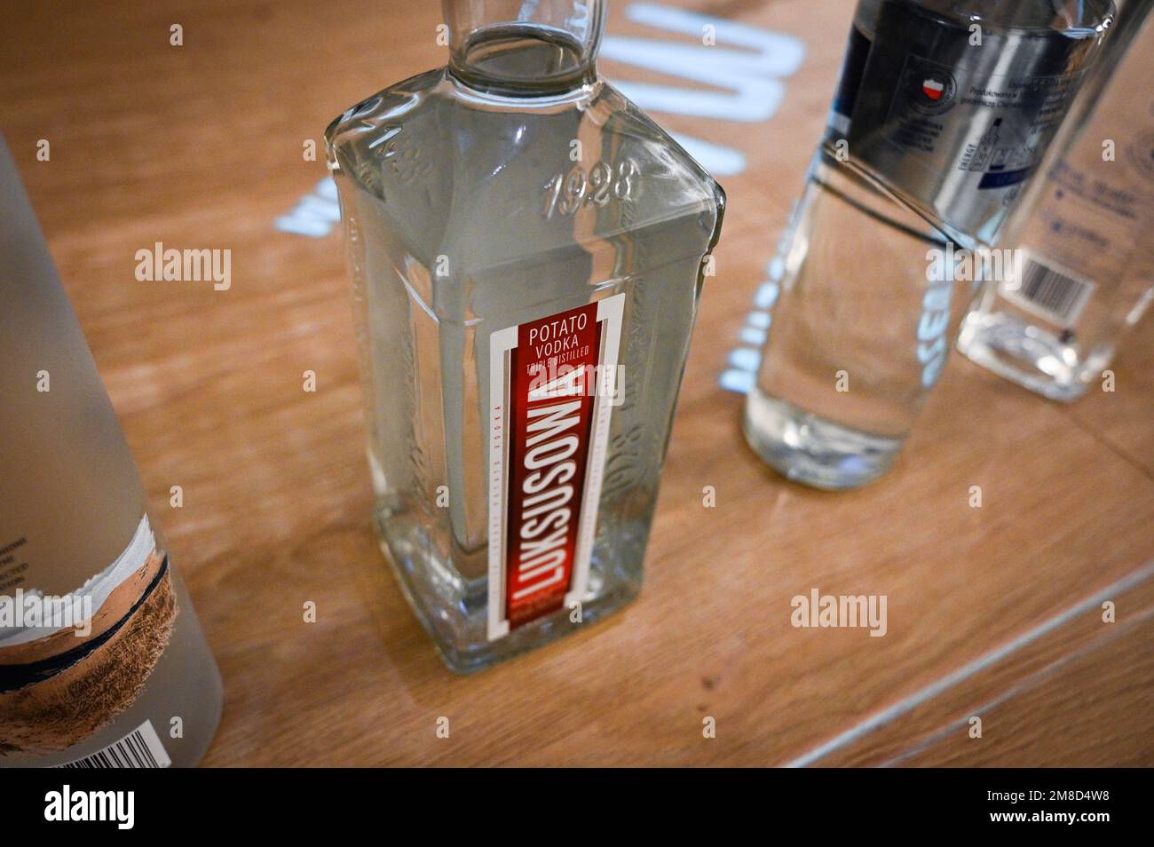Vodka luksusowa hi-res stock photography and images - Alamy
