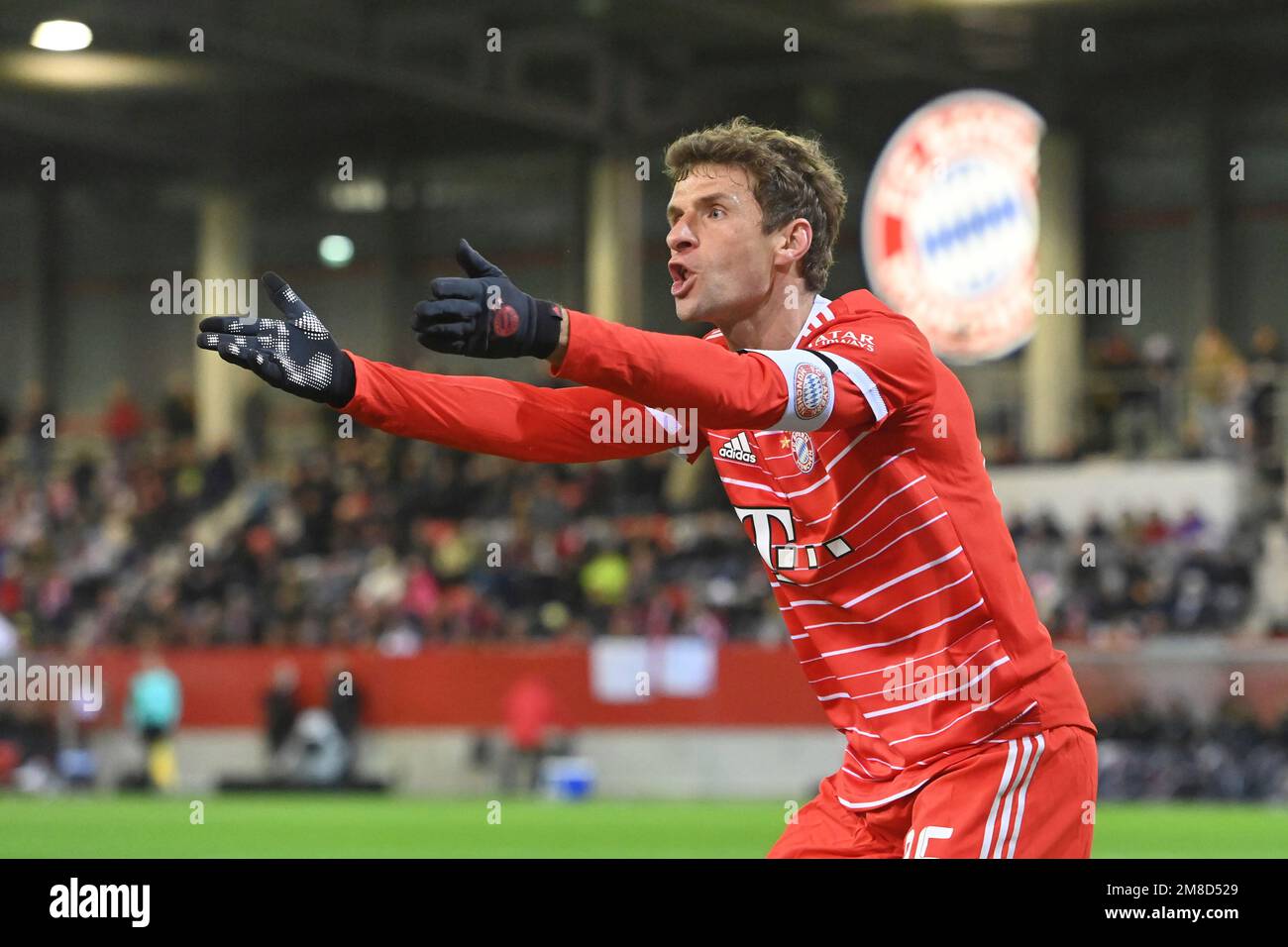 Thomas MUELLER (M?LLER, FC Bayern Munich), anger, anger, gesture ...