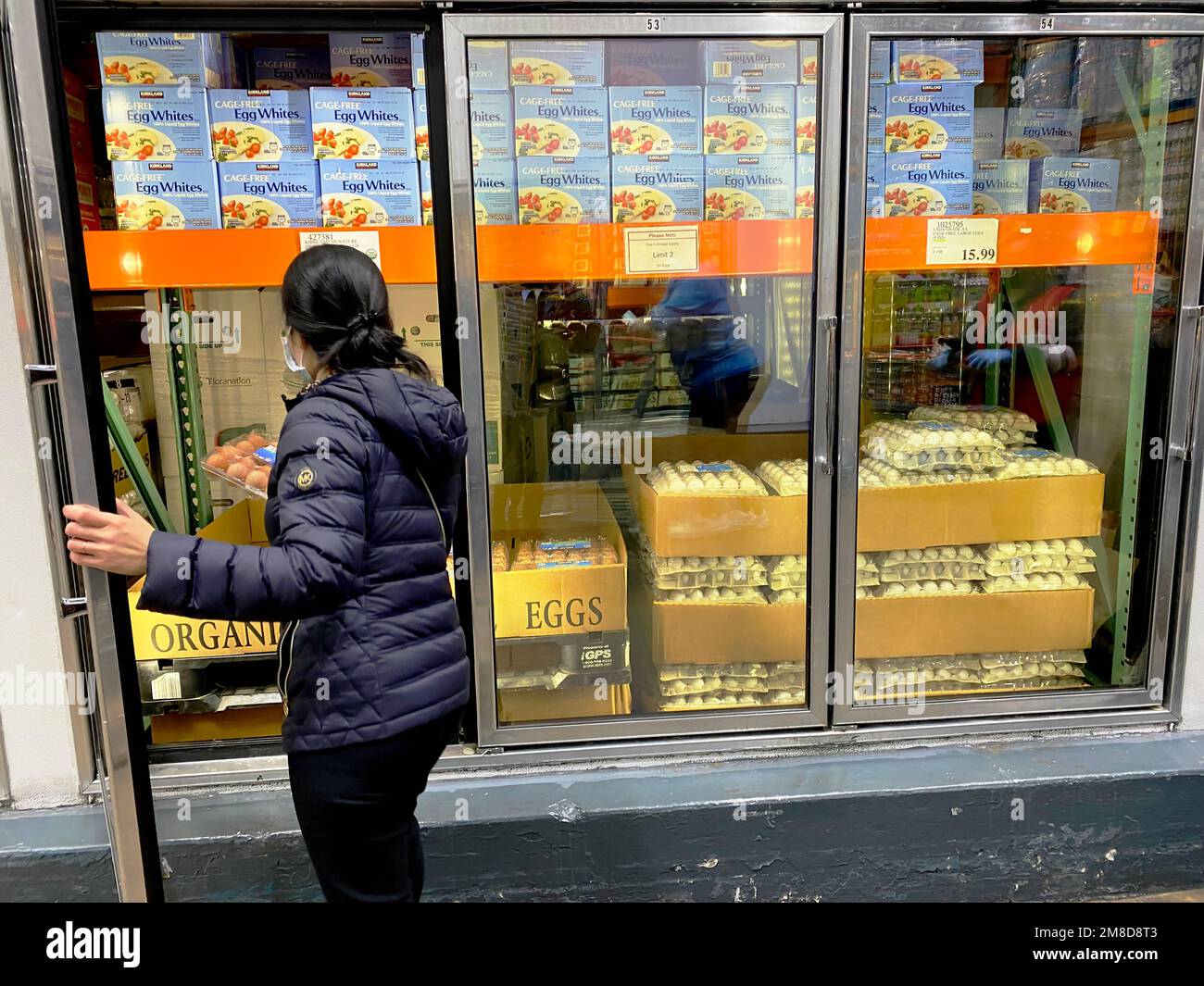 2023 inflation hi-res stock photography and images - Alamy