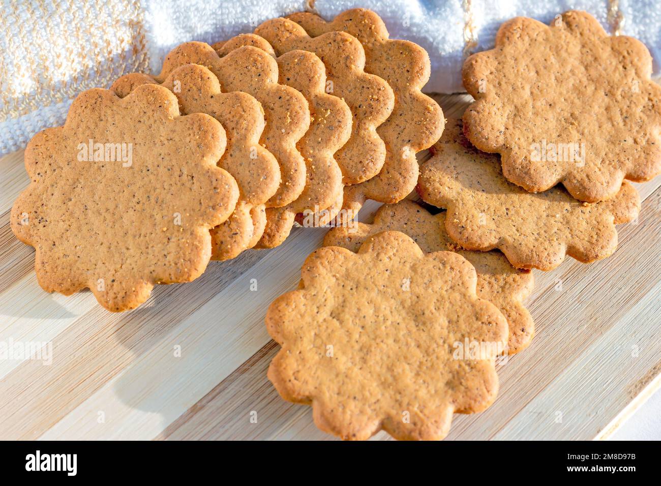 Sweet Swedish almond thins with ginger and cinnamon (Pepparkaka or ...