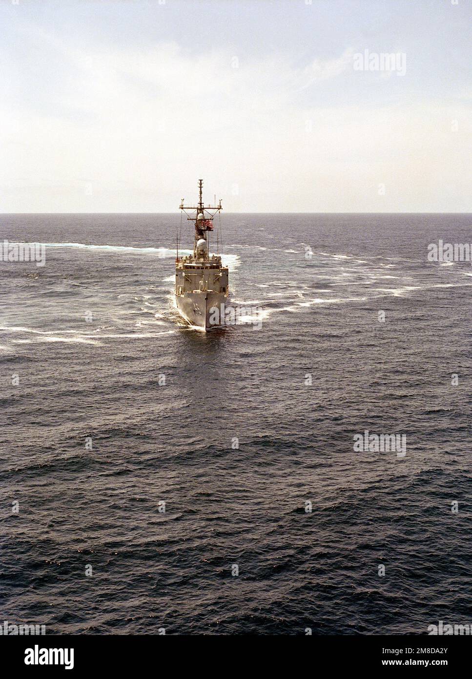 A bow view of the guided missile frigate USS RENTZ (FFG 46) underway ...
