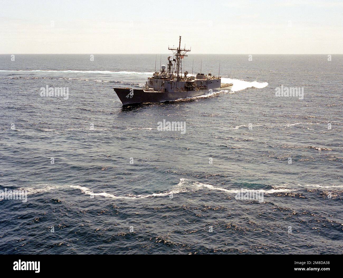 A port bow view of the guided missile frigate USS RENTZ (FFG 46 ...