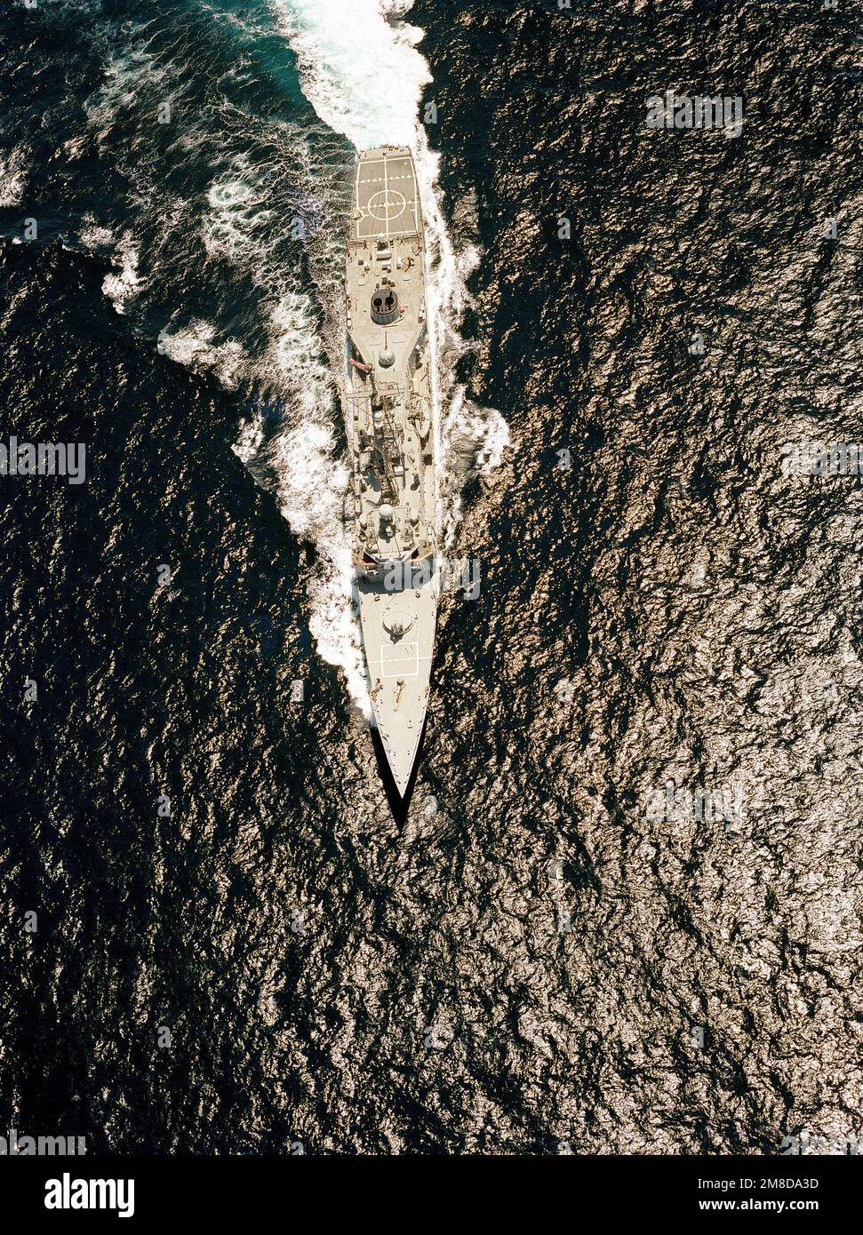 An overhead bow view of the guided missile frigate USS RENTZ (FFG 46 ...