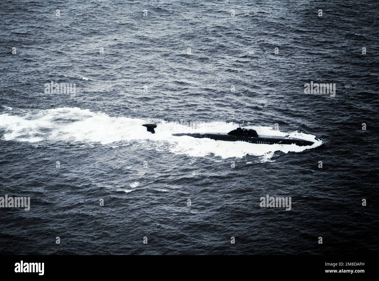 A starboard view of the Soviet Victor III class nuclear-powered attack ...