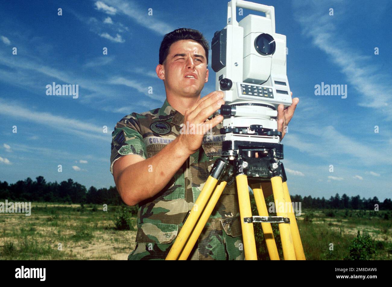 Determine the distance hi-res stock photography and images - Alamy