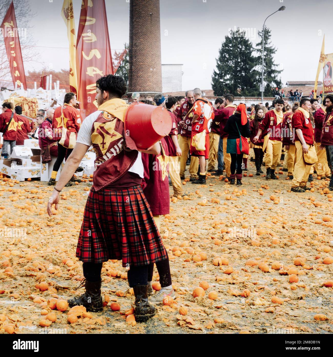 Carnival of Oranges, Ivrea (Italy). The Carnival of Oranges is a very ...