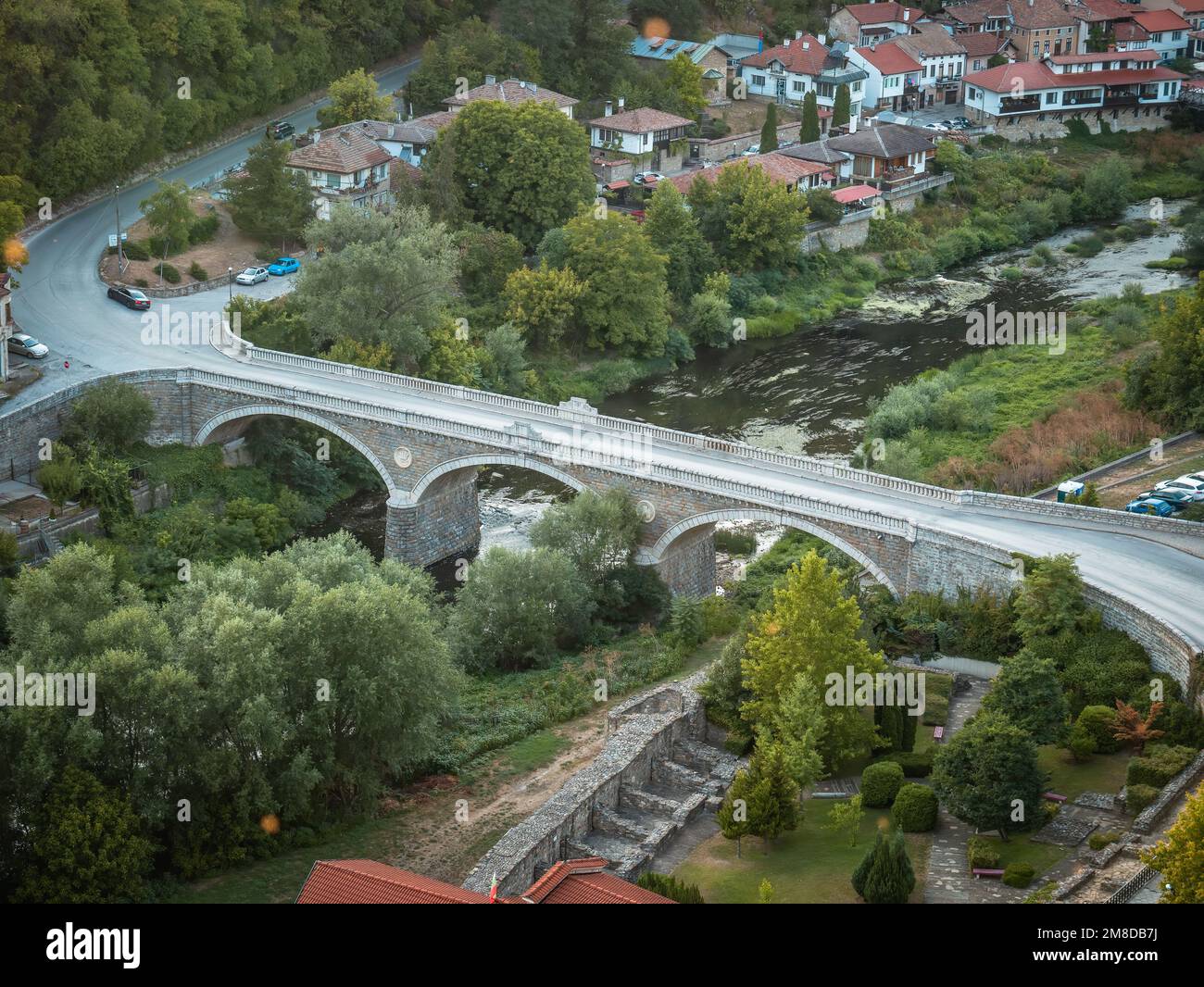 Old historical stone bridge over Yantra river in Veliko Tarnovo ...
