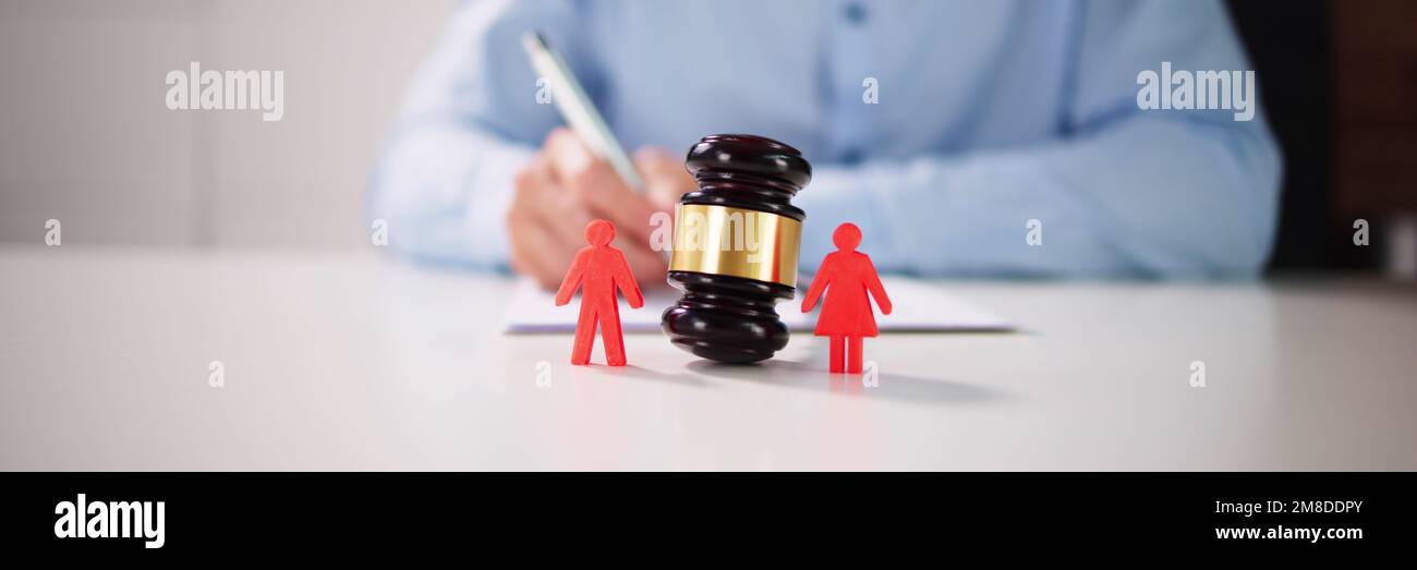Family Divorce Attorney. Separation And Break. Legal Law Stock Photo ...