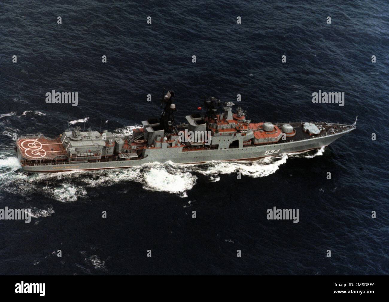 A starboard view of the Soviet guided missile destroyer ADMIRAL ...