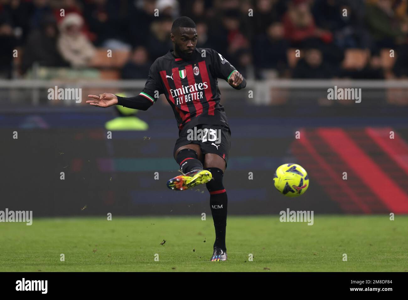 Tomori ac milan trophy hi-res stock photography and images - Alamy