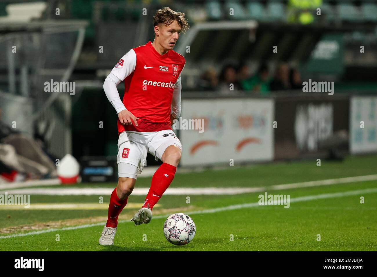 DEN HAAG, NETHERLANDS - JANUARY 13: Sven Blummel of MVV Maastricht ...