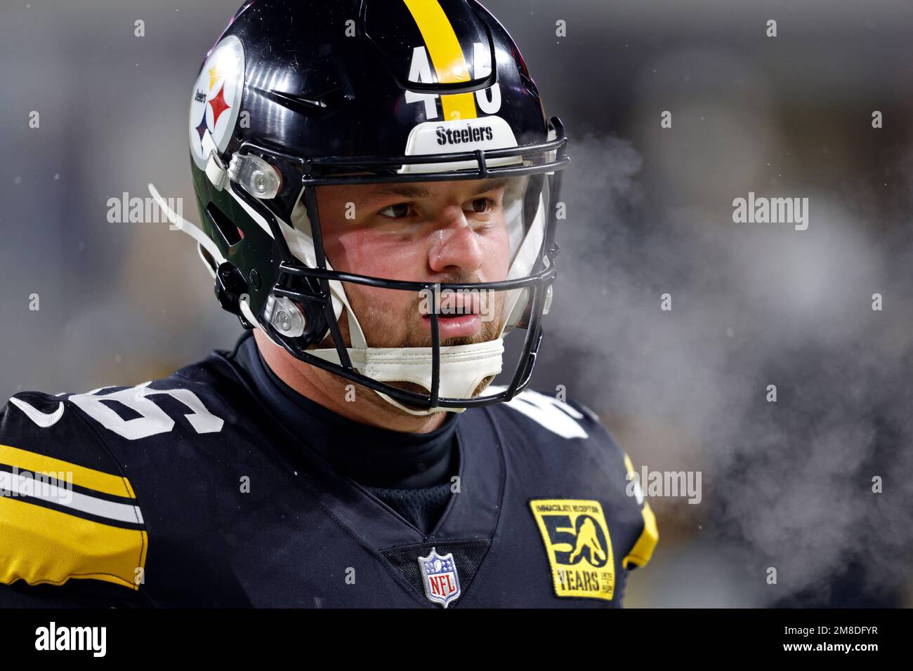 Pittsburgh Steelers long snapper Christian Kuntz (46) warms up wearing ...