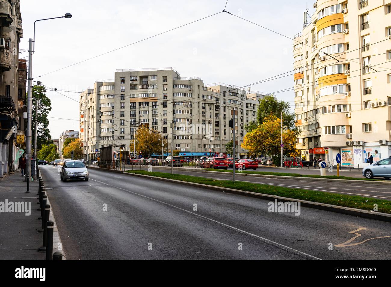 The city of Bucharest, architecture and old buildings in Bucharest ...