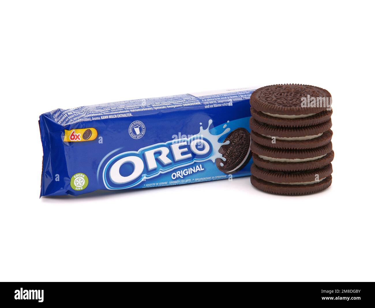 BUCHAREST, ROMANIA - JANUARY 8, 2020. Oreo Original cookies isolated on ...