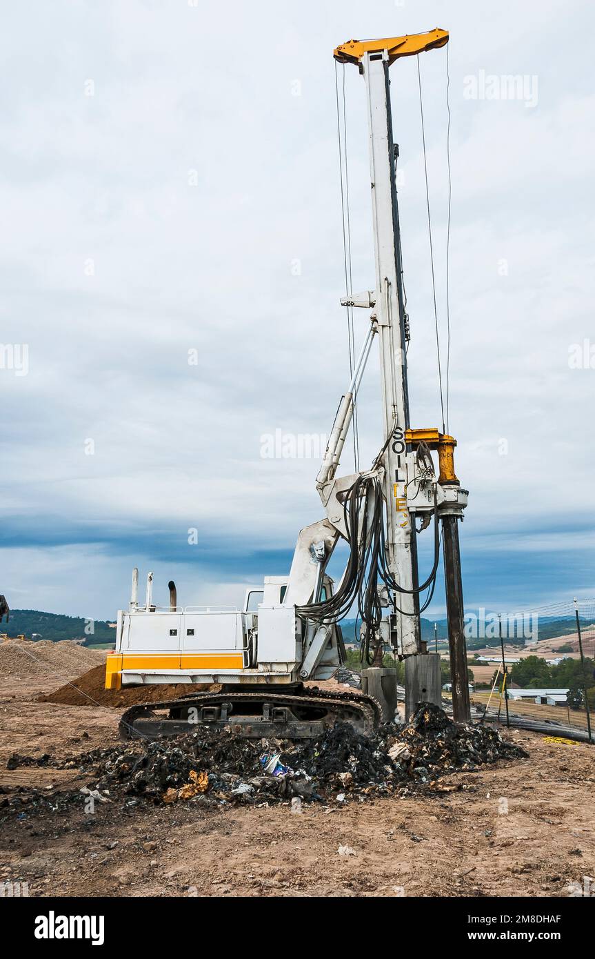 Methane gas well drilling rig at an active landfill Stock Photo - Alamy Methane gas well drilling rig at an active landfill Stock Photo - Alamy