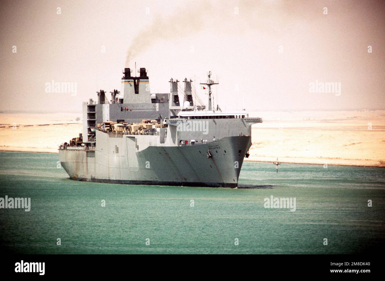 The rapid-response vehicle cargo ship USNS BELLATRIX (T-AKR-288 ...