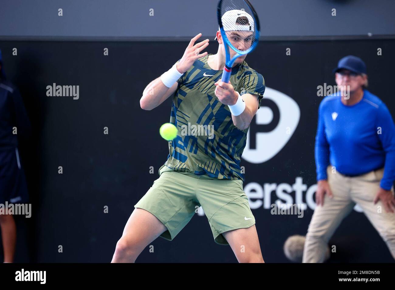 Peter kwon hi-res stock photography and images - Alamy